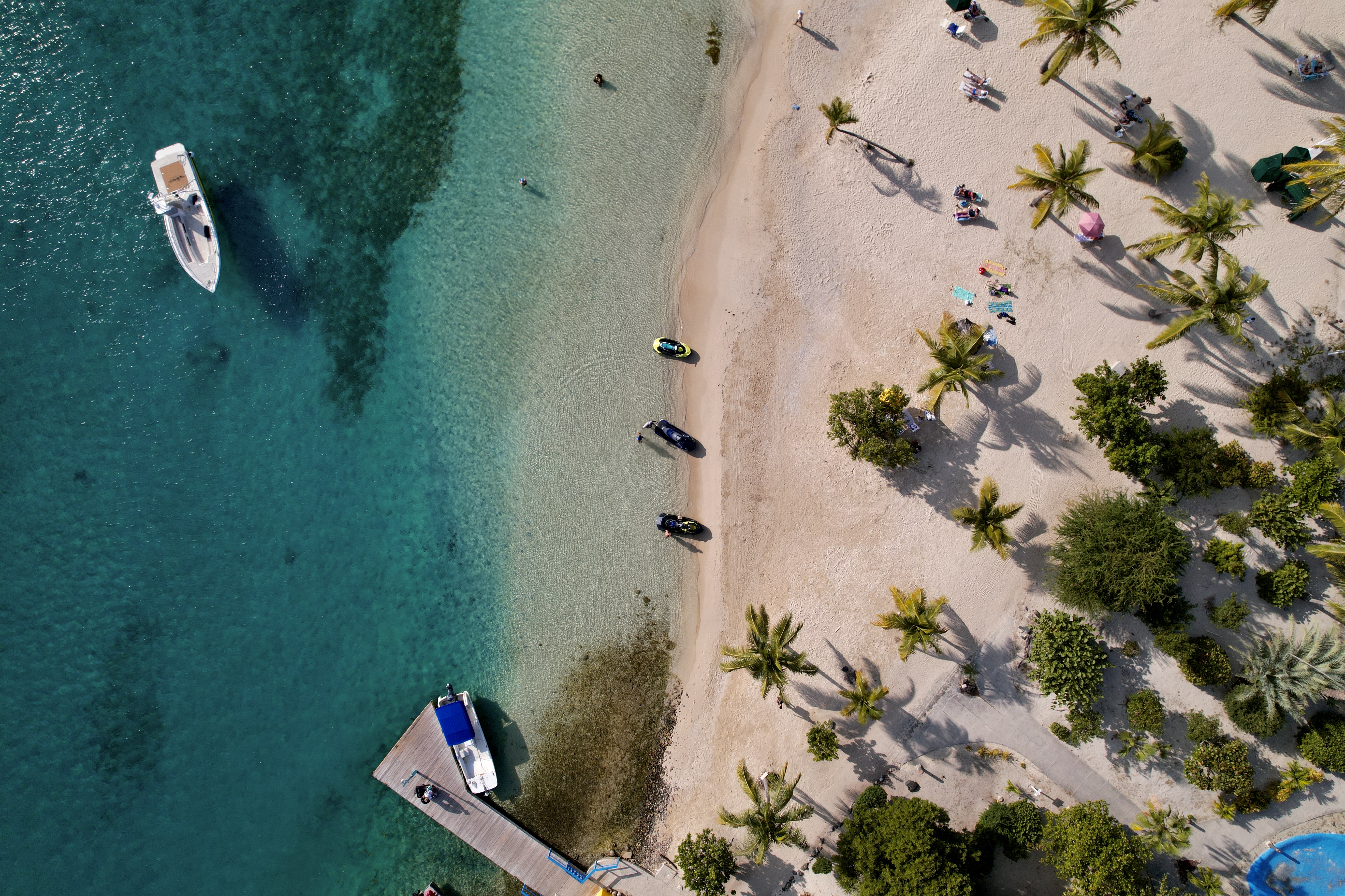 Hotel Near Cay Beach | The Hotel On The Cay